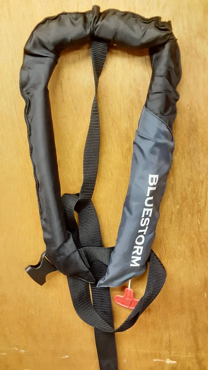 フローティングベスト 高階 BlueStorm BSJ-2920RS 膨脹式ライフジャケット ブラック 2020年2月購入(救命器具)｜売買されたオークション情報、yahooの商品情報を ...