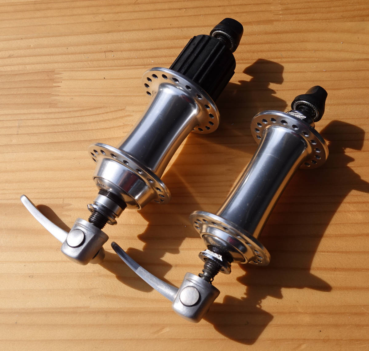 アルテグラ 前後ハブ ULTEGRA HB-6600/FH-6600 9/10S 穴数36H(ハブ)｜売買されたオークション情報、yahooの商品情報をアーカイブ公開 - オークファン ...