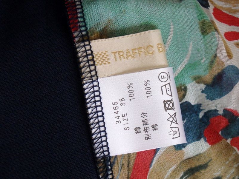 TRAFFIC BASIC STYLE トラフィック ベーシック スタイル 素敵 プリント切替 プルオーバー(レディースファッション)｜売買されたオークション情報、yahooの商品情報を ...