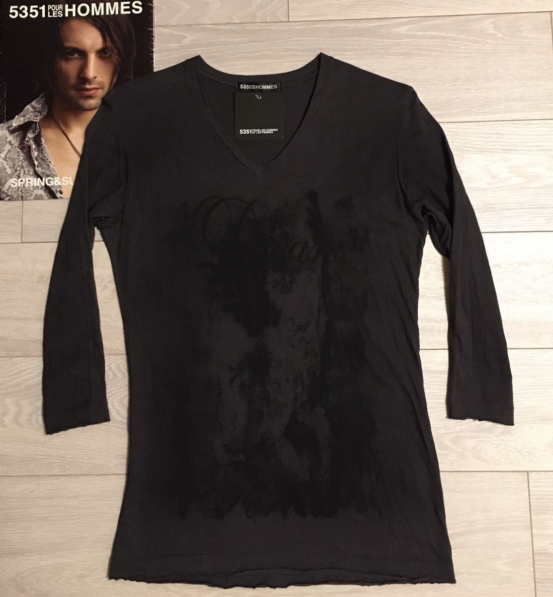 5351プールオム高級ブラックウイング柄グラデーションVネックカットソー 5351pour les Hommes SHELLAC SCHORL(トップス)｜売買されたオークション情報 ...