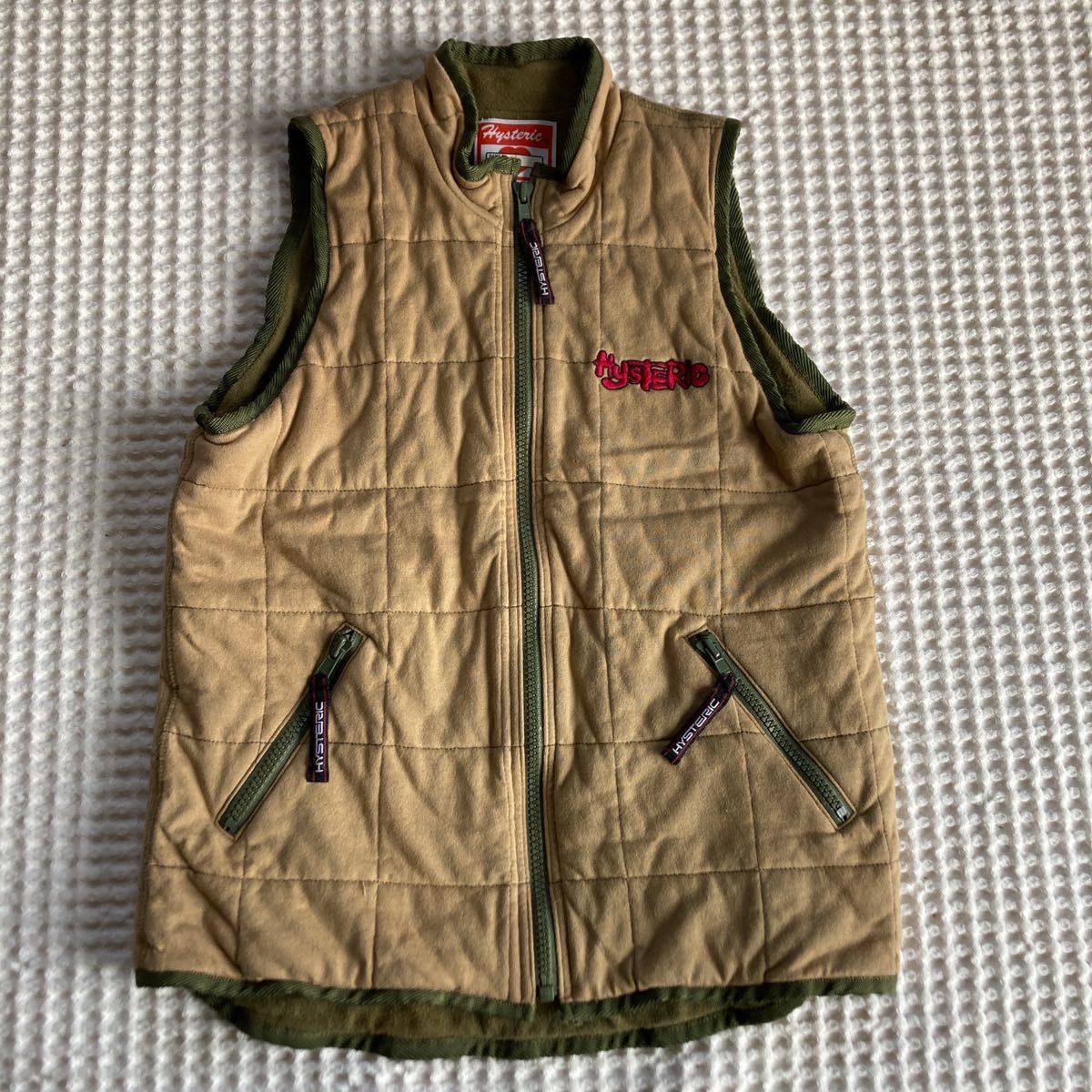 ヒステリックミニジップ中綿ベスト140cm(ジャンパー、ブルゾン)｜売買されたオークション情報、yahooの商品情報をアーカイブ公開 - オークファン（aucfan.com）