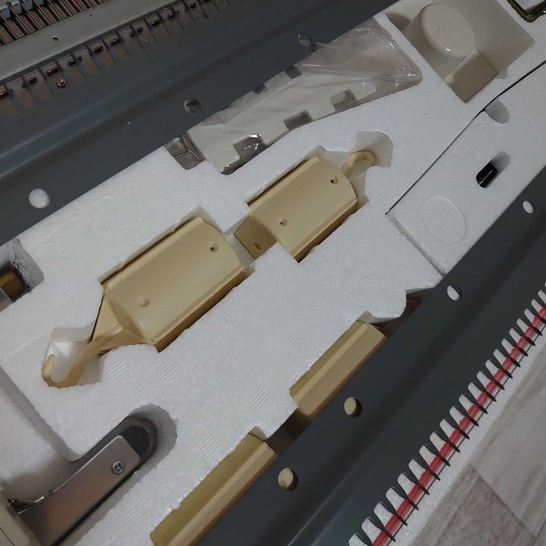 シルバーリード SILVER-REED マイスタジオ リブ SR155 編み機 編機 シルバー SR 155(その他)｜売買されたオークション ...