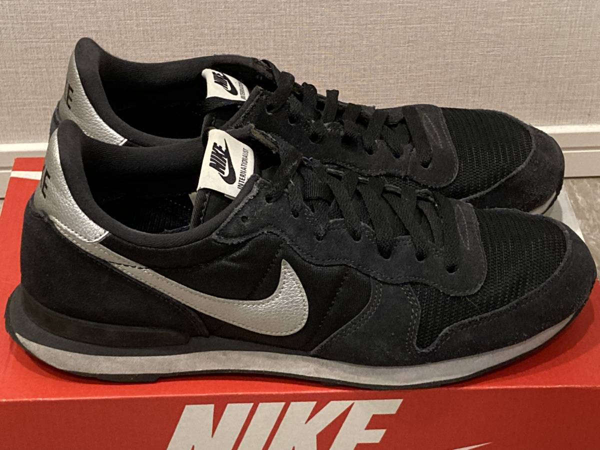 NIKE INTERNATIONALIST Black/Metallic Silver ナイキ インターナショナリスト 631754-003(27.5cm)｜売買されたオークション情報 ...