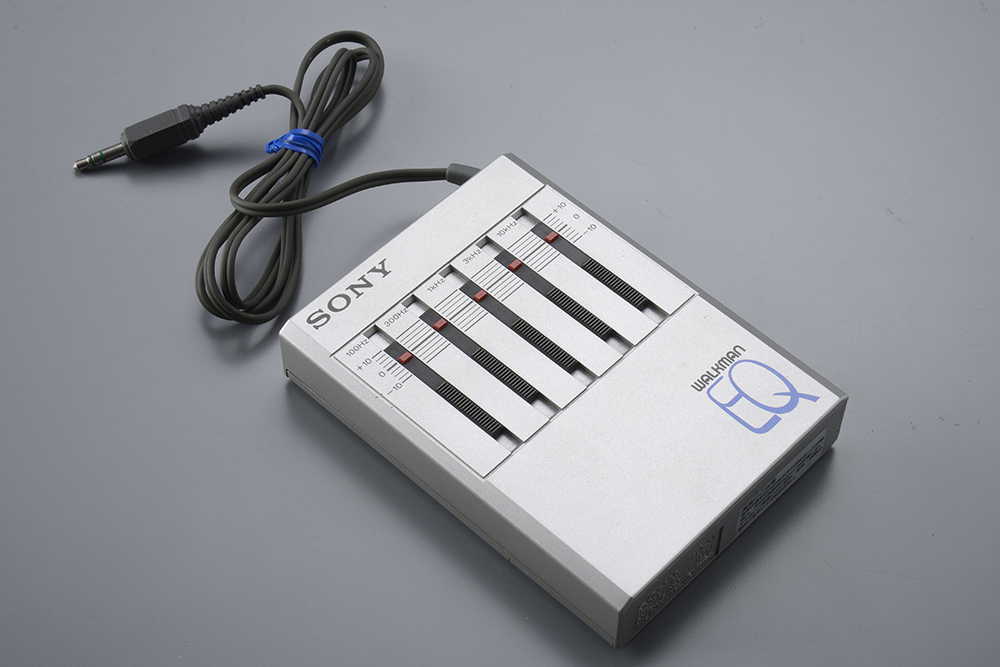 SONY SEQ-50 イコライザー ポータブルEQ(イコライザー)｜売買されたオークション情報、yahooの商品情報をアーカイブ公開 - オークファン（aucfan.com）