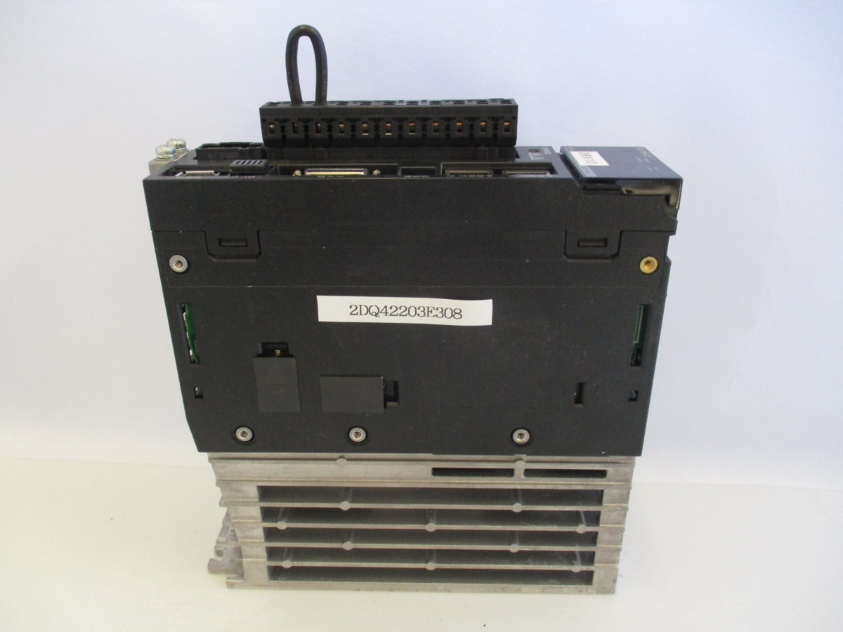 KEYENCE SV2-040L2 AC SERVO MOTOR ACサーボシステム 2.8A 400W SVシリーズ(電材、配電用品)｜売買 ...