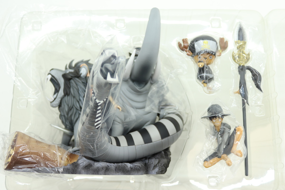 26EY DESKTOP REAL McCOY ONEPIECE 02 ワンピース THEATER8 casted by mastermind JAPAN Ver. ブラック 80P-FG03 ...