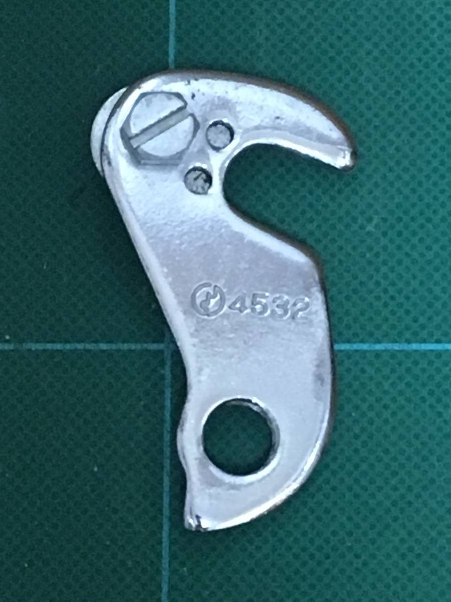 SUNTOUR RD ブラケット 4532 2穴CYCLONE-GT SEVEN VGT サンツアー ランドナー(ビンテージパーツ)｜売買され ...