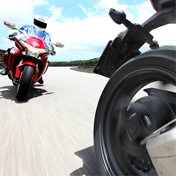 METZELER ROADTEC Z8M GSR 400 600 750 SV650 GSX-R 750 600 ZRX 1100 ZZ-R ...