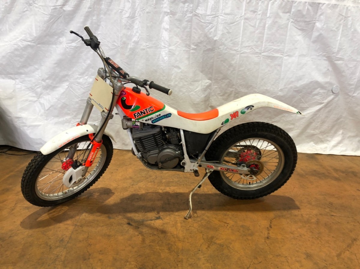 車 FANTIC 307 ファンティック エンジン好調 コンペ コンペティション AA463(オートバイ車体)｜売買されたオークション情報 ...