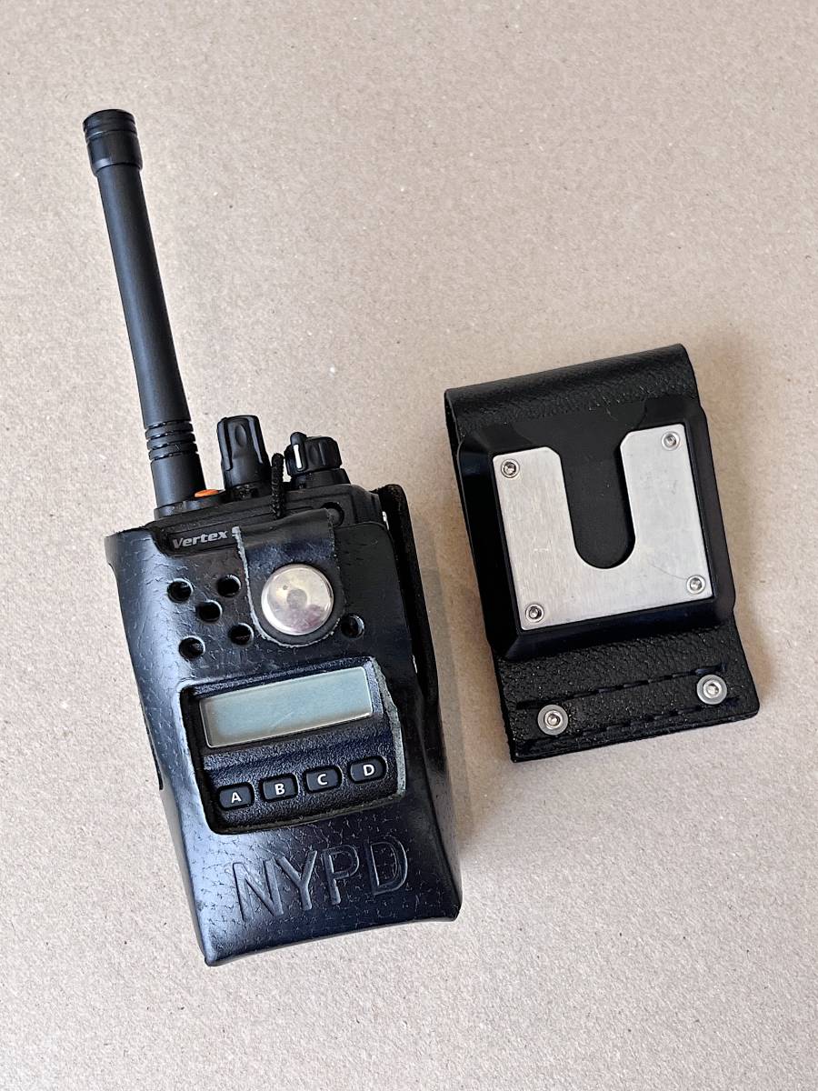 NYPD 無線機フルセット VX-824&官給ホルダー /放出品 ニューヨーク市警(警察グッズ)｜売買されたオークション情報、yahooの商品 ...