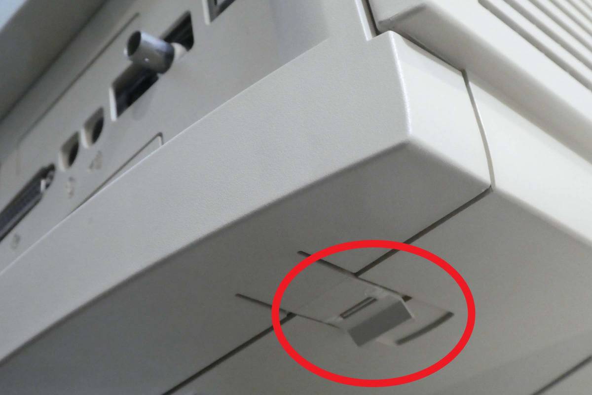 Mac Macintosh Performa 5260 マック マッキントッシュ パフォーマ5260 HDD80GB /内蔵PRAM電池交換済 ...