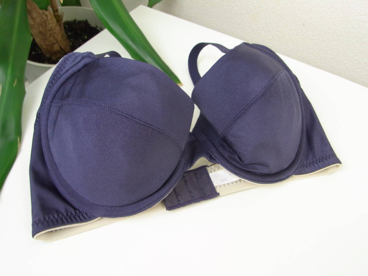 62299-30 大特価セール マルコ ブラジャー E70 ネイビー/MARUKO/高級補正下着/補整/モニターブラ/お試し/ボディメイク/矯正インナー/美容(Eカップ以上)｜売買された ...