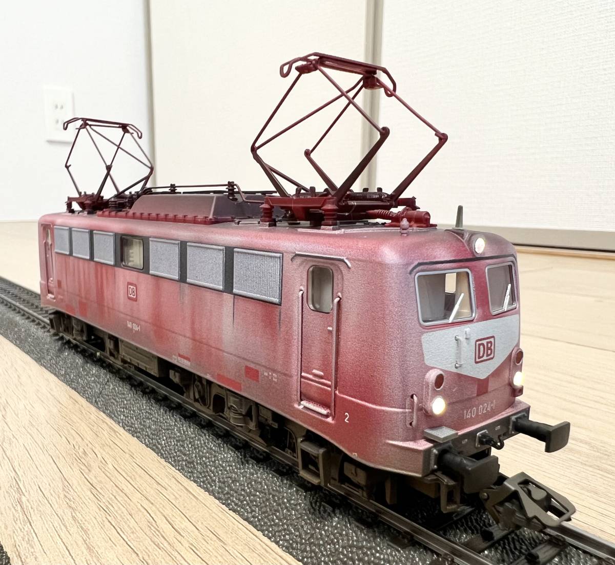 Marklin メルクリン HO 37408 ドイツ鉄道 クラス140 電気機関車 mfx+ フルサウンド AC3線式 電動パンタグラフ(外国 ...