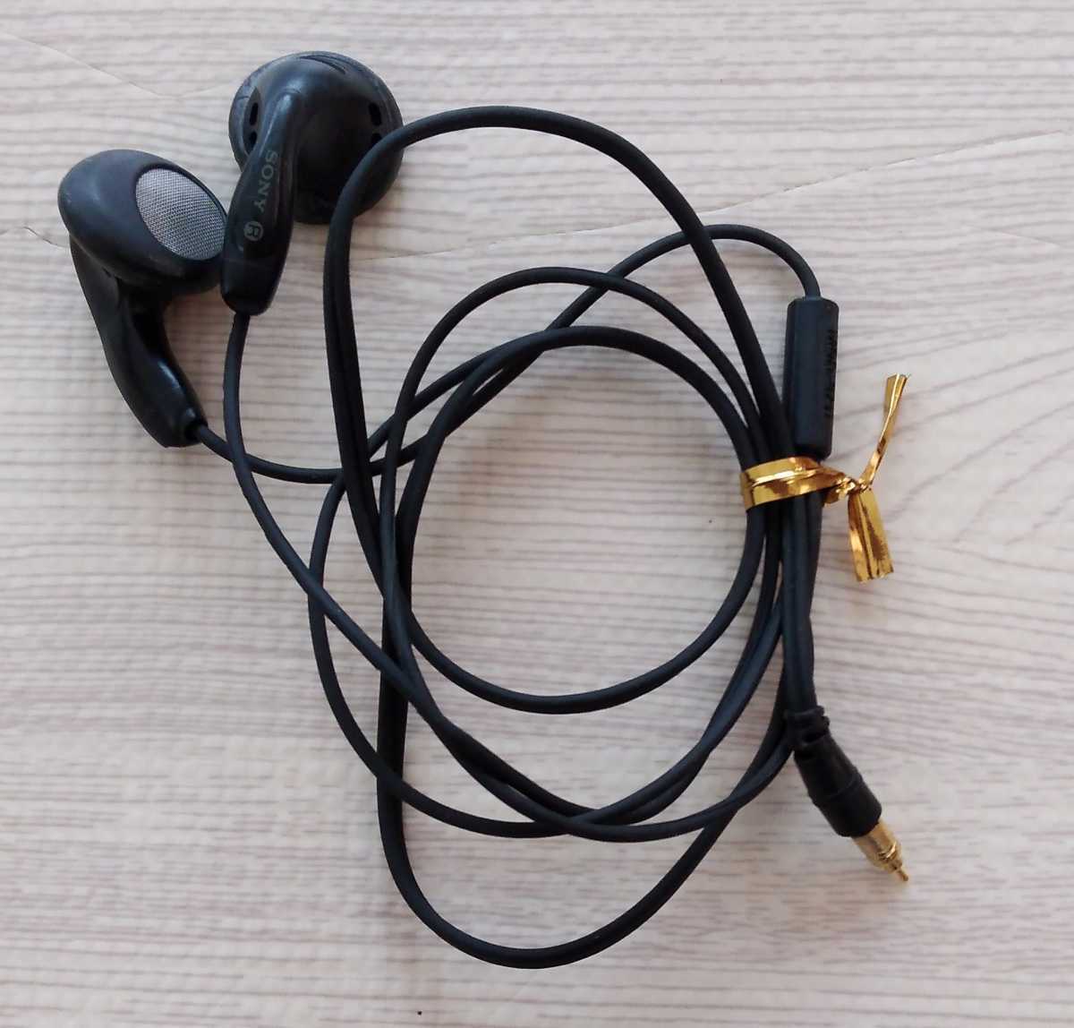 SONY イヤホン MDR-E741 マイクロ端子 み ソニー カセットウォークマン(ソニー)｜売買されたオークション情報、yahooの商品 ...