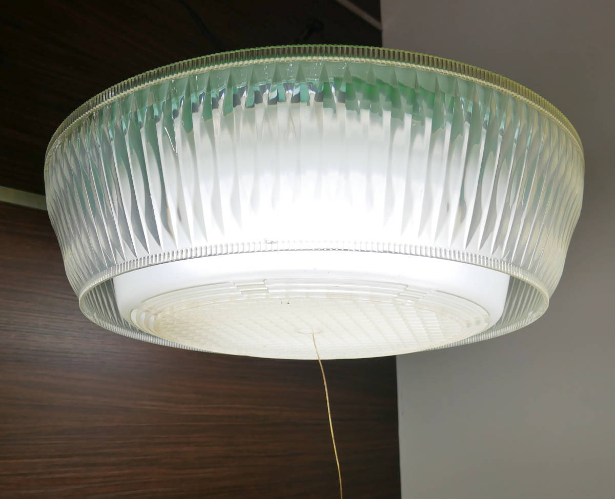 R409-F35 現状品 日立 天井吊り下げ照明 グリーン ペンダントライト 昭和レトロ(照明)｜売買されたオークション情報、yahooの商品情報をアーカイブ公開 - オークファン ...