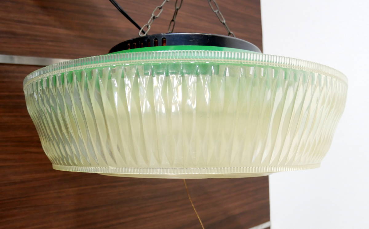 R409-F35 現状品 日立 天井吊り下げ照明 グリーン ペンダントライト 昭和レトロ(照明)｜売買されたオークション情報、yahooの商品情報をアーカイブ公開 - オークファン ...