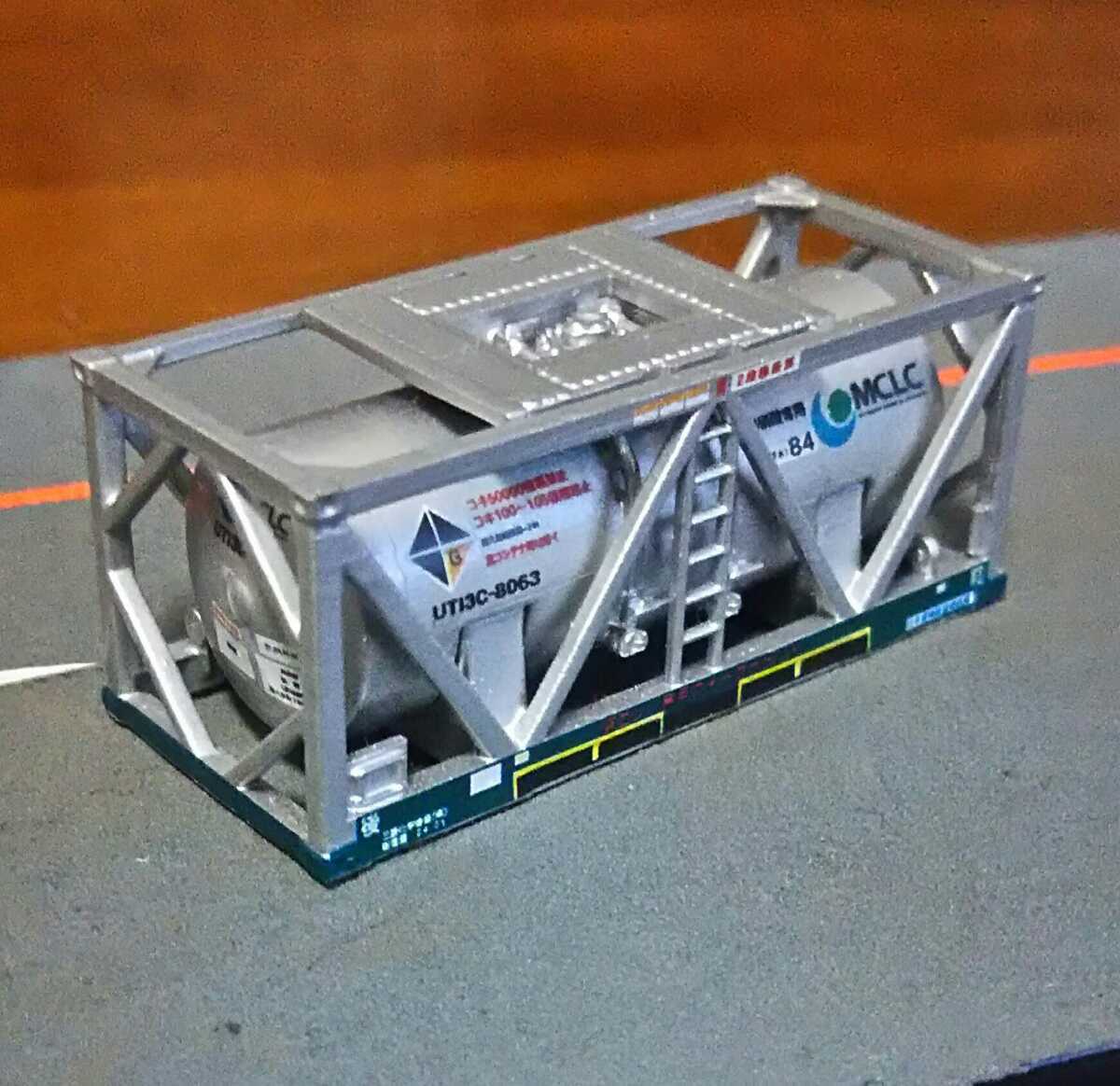 Nゲージ UT13C 濃硫酸専用 ISO タンク コンテナ MCLC 貨物(貨物列車)｜売買されたオークション情報、yahooの商品情報を ...