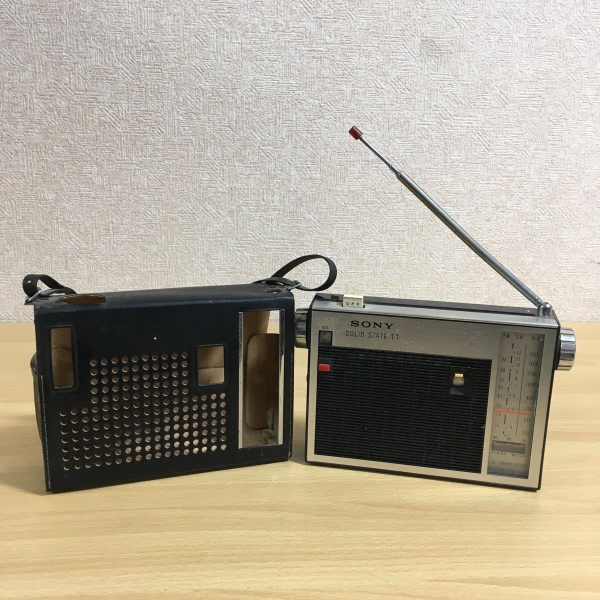 SONY ソニー SOLID STATE 11 TFM-110F FM/SW/MW ラジオ ポータブルラジオ 昭和レトロ アンティーク ラジオ ...