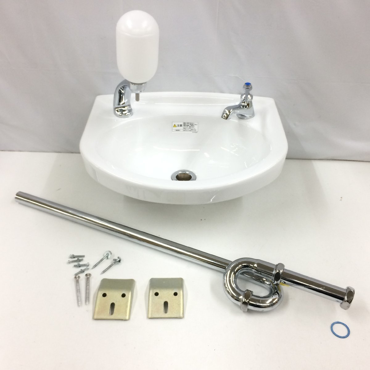 f157 160 現状品 TOTO L30DM #NW1 壁掛け手洗い器(洗面台、洗面ボウル（鏡なし）)｜売買されたオークション情報 ...