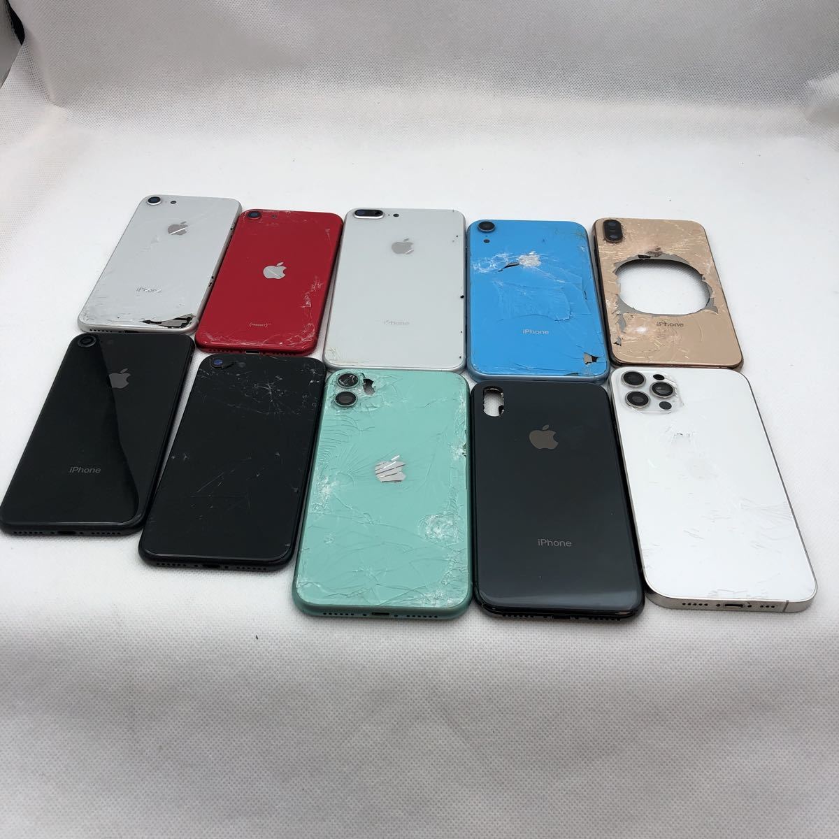 Apple iPhone 割れバックパネル10枚 ⑥(iPhone)｜売買されたオークション情報、yahooの商品情報をアーカイブ公開 ...