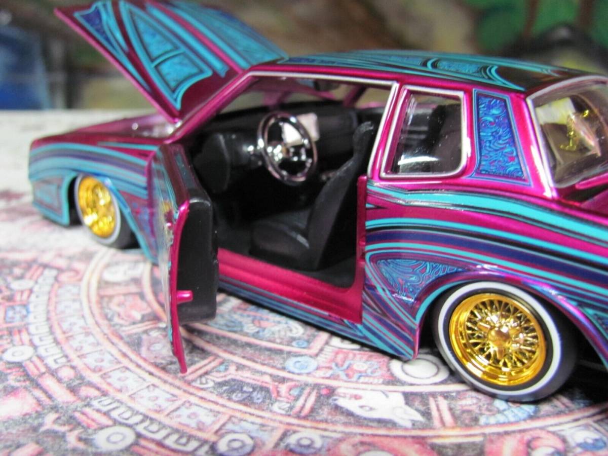 SALE / 1986 CHEVROLET MONTE CARLO LOWRIDER 1/24 / LAS VEGAS CONVENTION ...