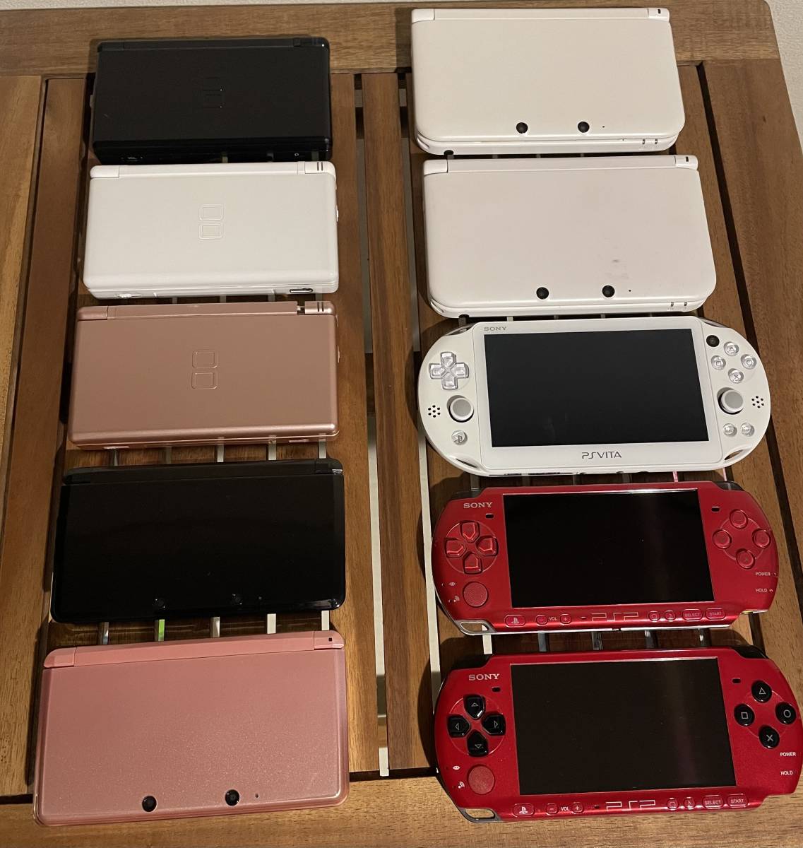 任天堂3DS ソニーPSPセット(その他)｜売買されたオークション情報、yahooの商品情報をアーカイブ公開 - オークファン（aucfan.com）