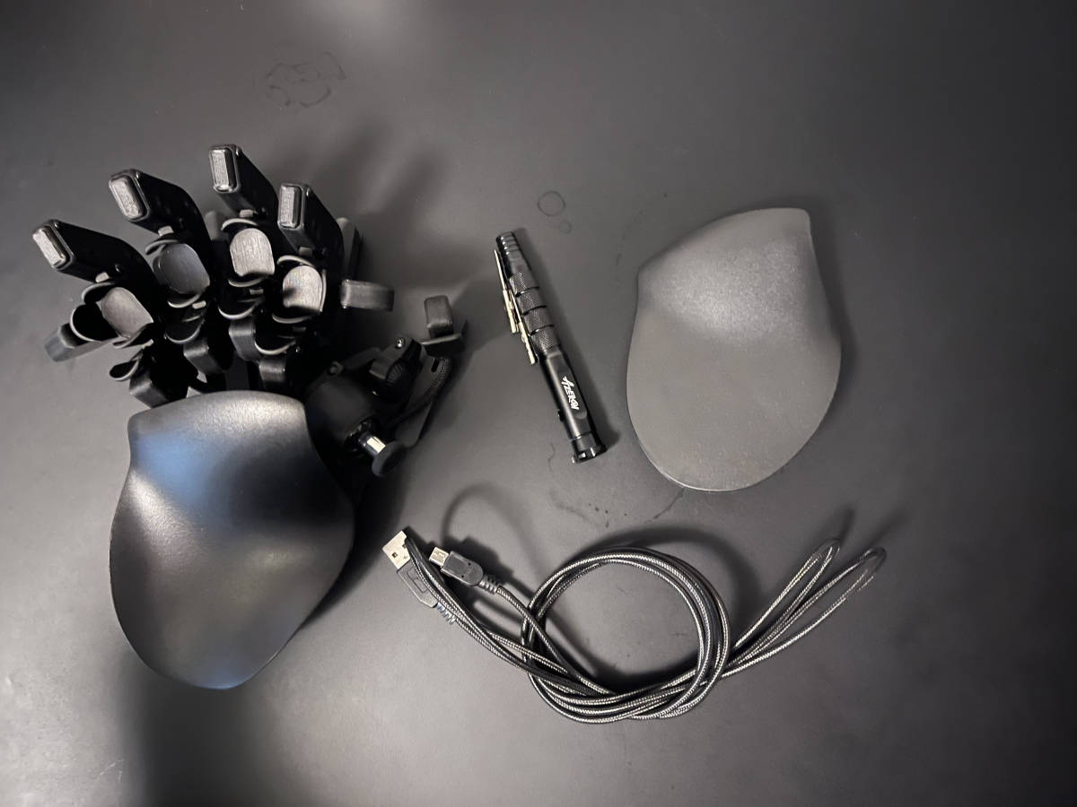 AZERON CYBORG COMPACT(USBキーボード)｜売買されたオークション情報、yahooの商品情報をアーカイブ公開 ...