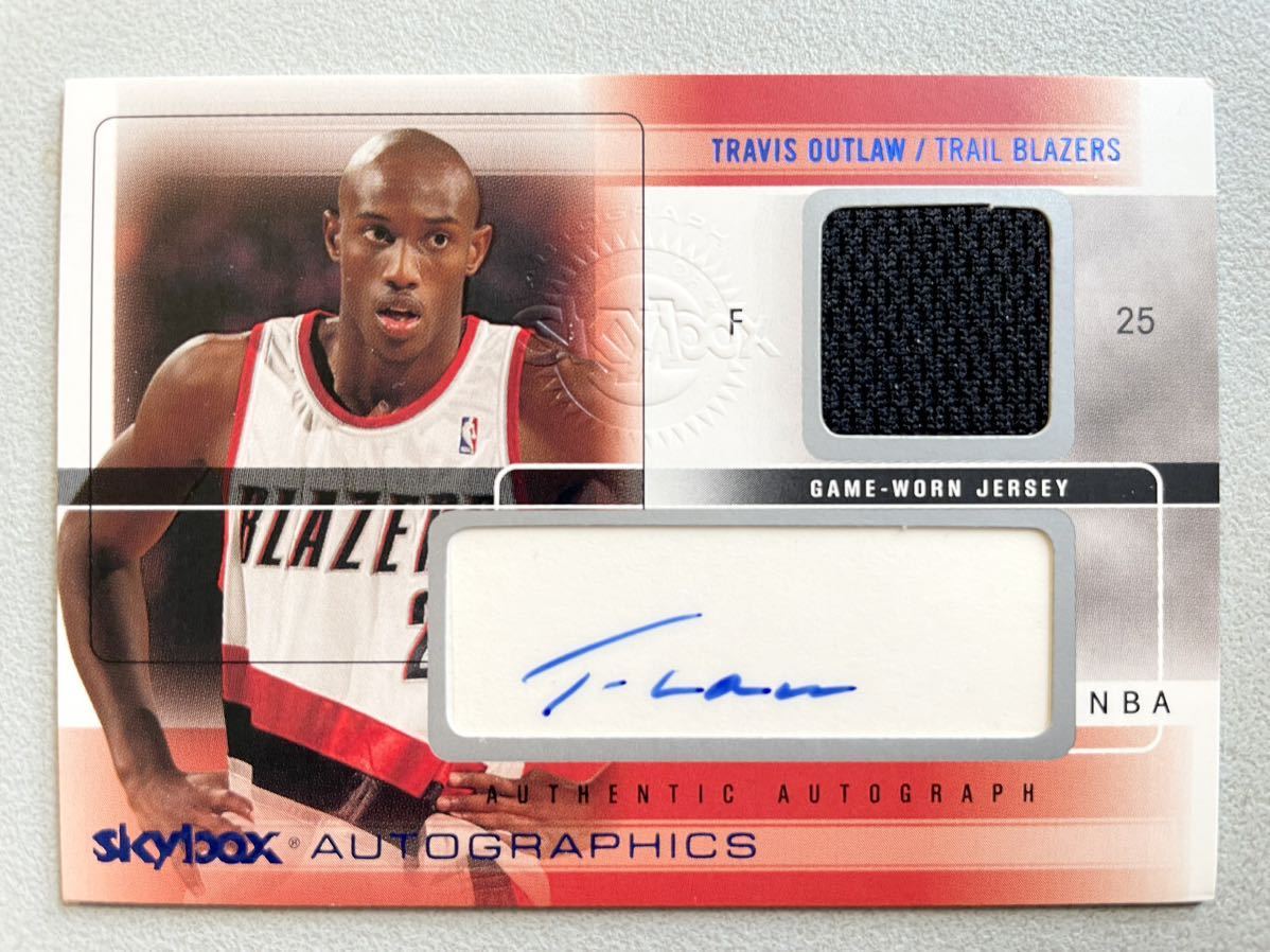 2004-05 Fleer Skybox Travis Outlaw Autograph & Jersey #’d 65/ トラビス ...