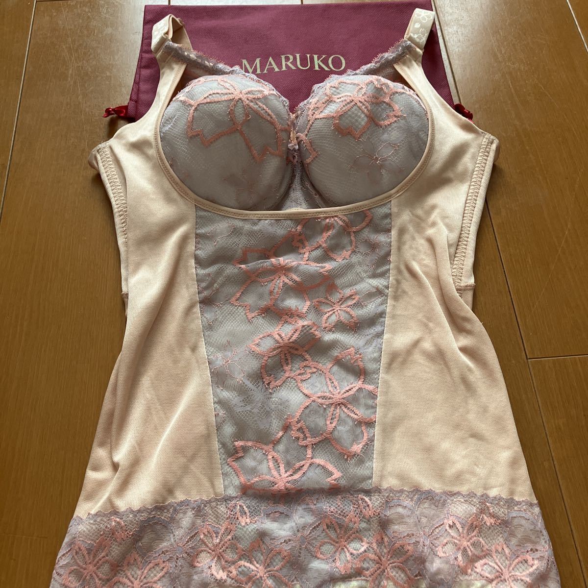 期間限定価格 マルコ 補正下着 MARUKO アヴァンセ サクラ E80ボディシェイパー(その他)｜売買されたオークション情報、yahooの商品情報をアーカイブ公開 - オークファン ...