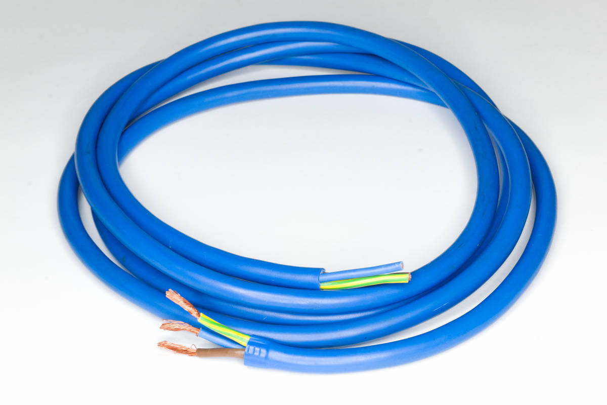 LINN AC POWER CABLE Great Britain 英国製 電源ケーブル LINNブルー電源ケーブル(音響用ケーブル)｜売買さ ...