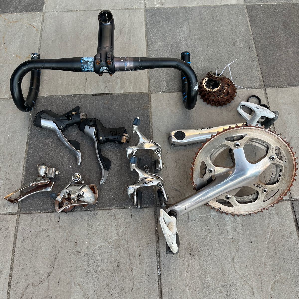 シマノ105 ST-5600の値段と価格推移は？｜14件の売買データからシマノ105 ST-5600の価値がわかる。販売や買取価格の参考にも。