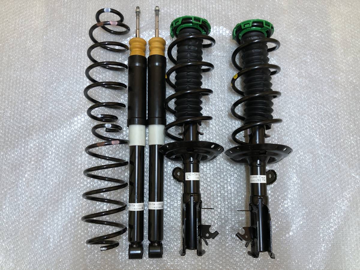 新車外し HONDA ホンダ GP5 FIt フィット ハイブリッド 純正 サスキット サスペンション ショックアブソーバー サス GK3 GK6 GK5 GP6(サスペンションキット（一式 ...