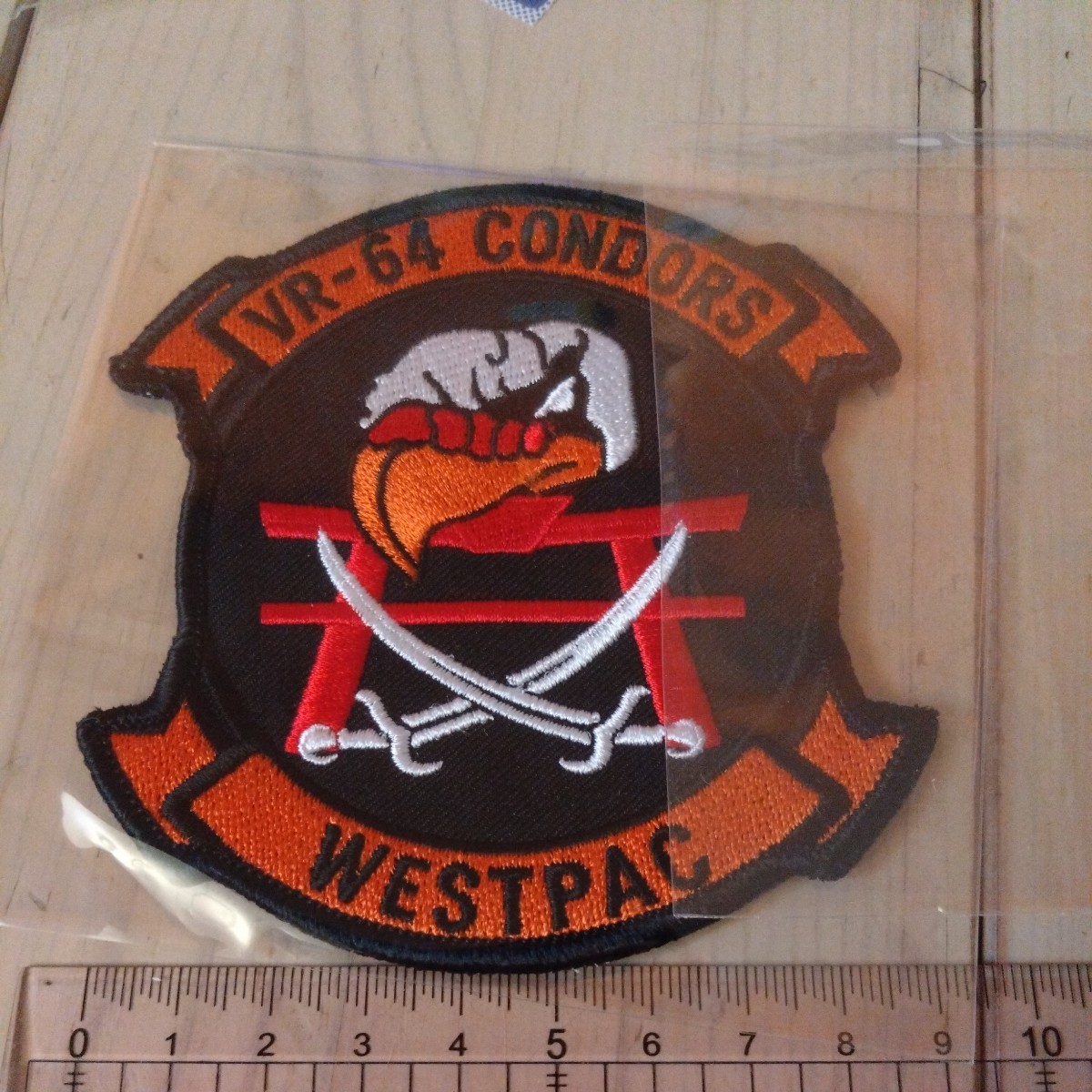 米海軍 アメリカ海軍 USNAVY VR-64 CONDORS ワッペン パッチ ベルクロなし C-130 ハーキュリーズ ミリタリー ...