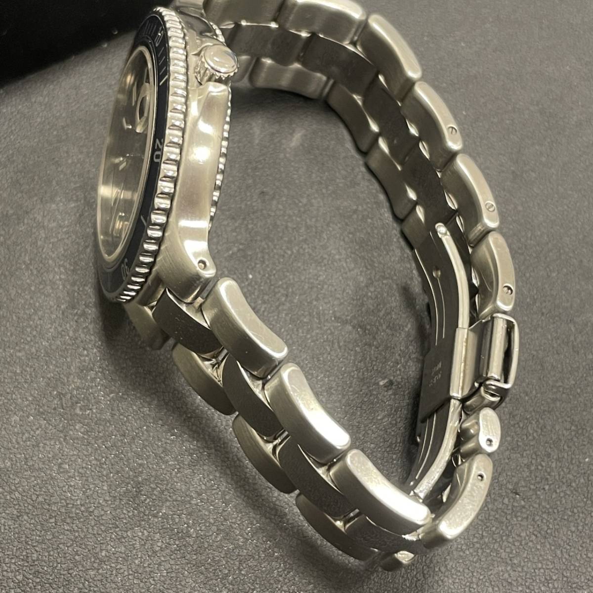 SYC-1987 RAYMOND WEIL レイモンドウィル GENEVE Amadeus 200 200m/660ft 2951 AT 可動 腕時計 青文字盤 ファッション(3針＋カレンダー ...