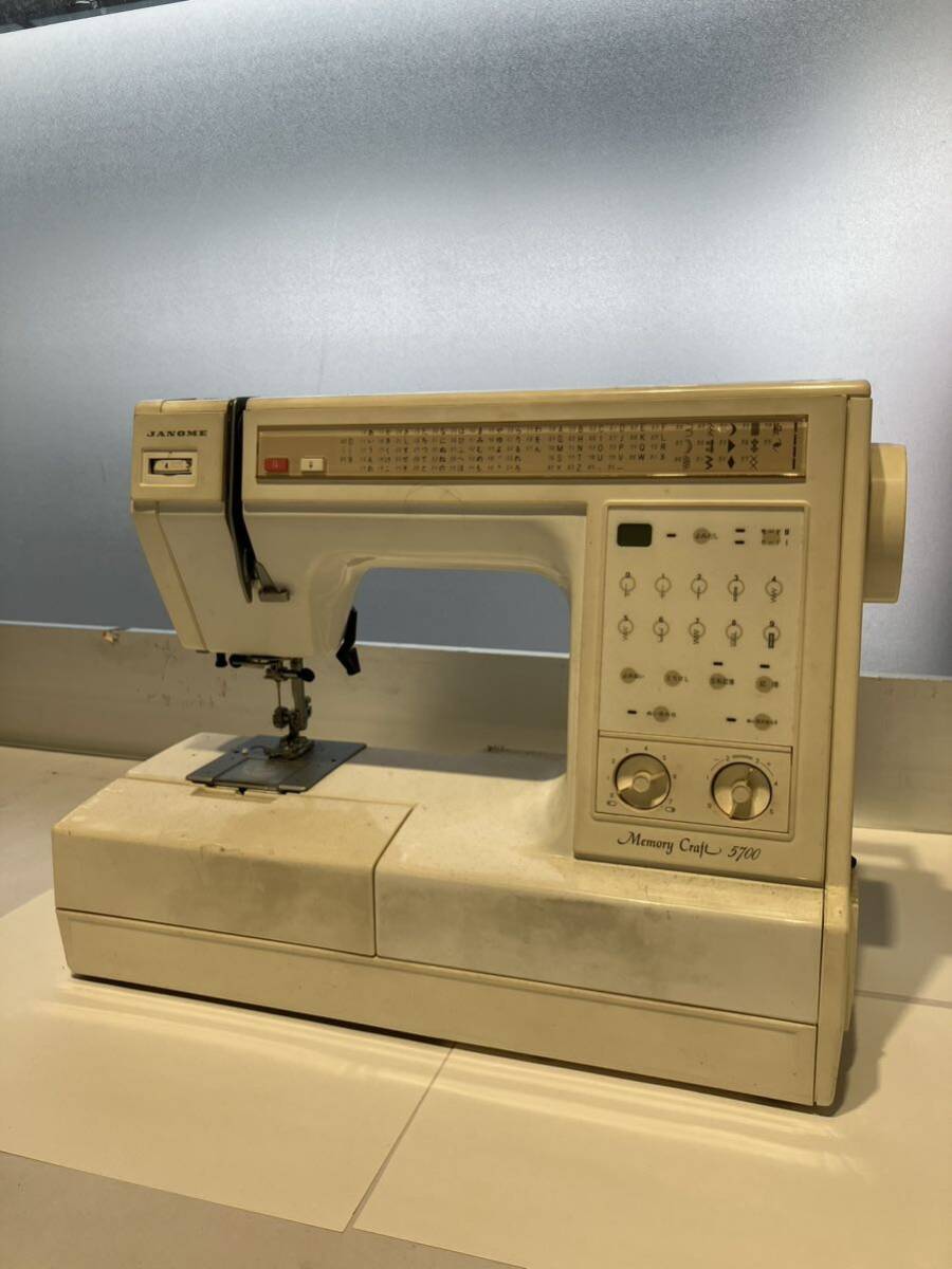 E/H05024 JANOME ジャノメ ミシン Memory Craft 5700 メモリークラフト 通電未確認(ジャノメ)｜売買された ...