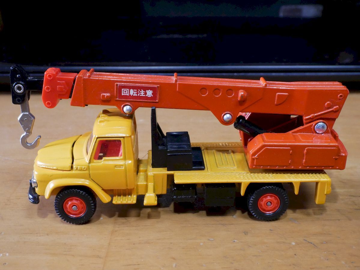 トミカダンディ DK-002 三菱ふそう トラッククレーン 日本製 箱破損品(建設車両、作業車)｜売買されたオークション情報、yahooの商品情報をアーカイブ公開 - オークファン ...