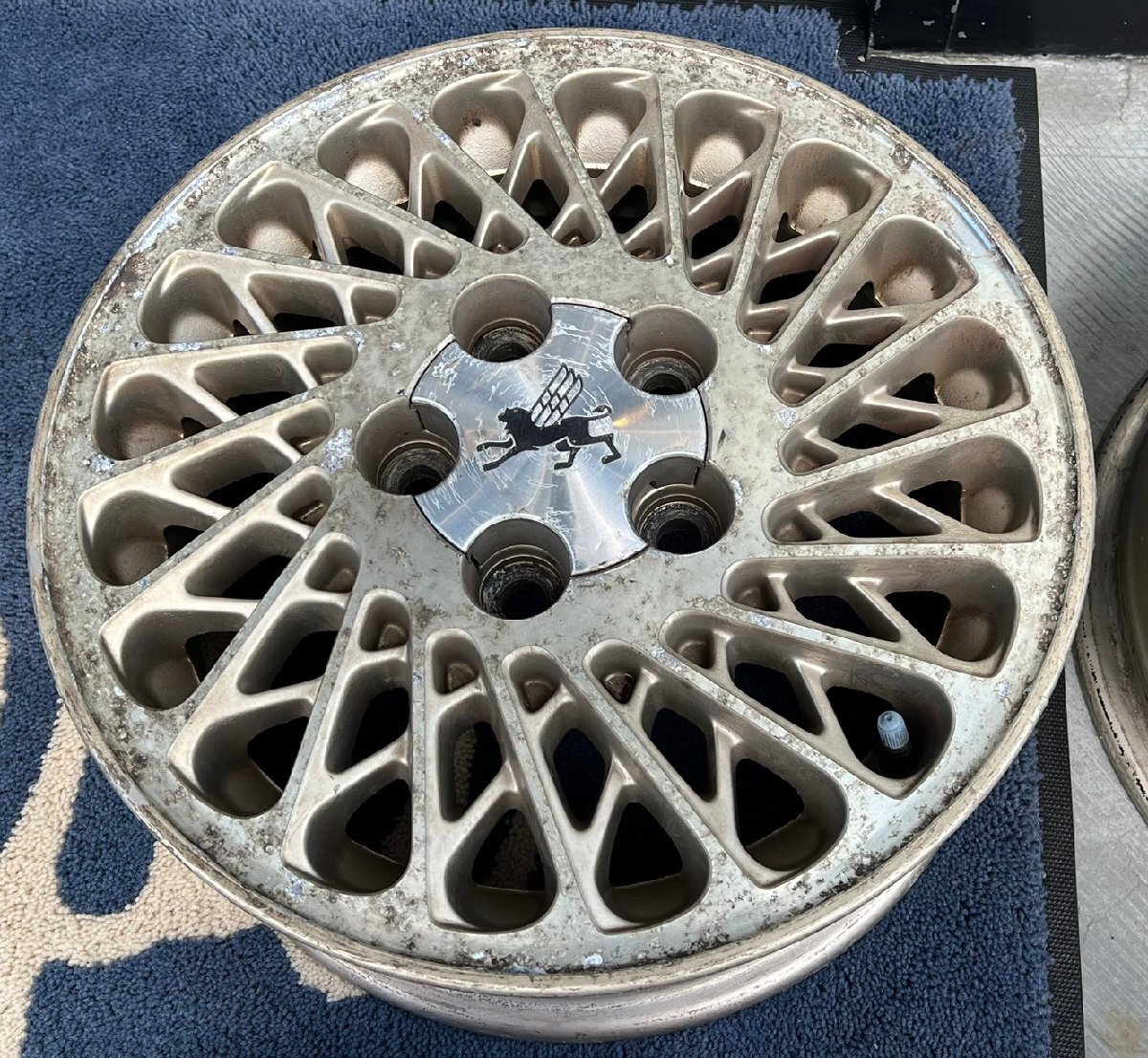 TOYOTA トヨタ 20ソアラ 純正 15インチホイール 5-114.3 15×6JJ OFFSET50 4本セット 札幌 T-1368(純正品)｜売買されたオークション情報、yahooの ...