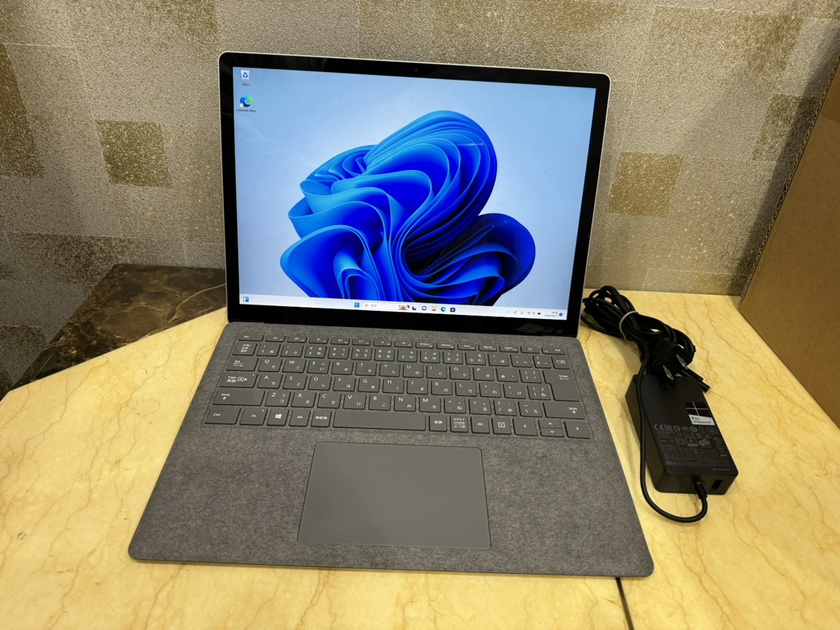 Microsoft Surface Laptop3 1867 第10世代 Core i5 1035G7 メモリ8GB SSD256GB 13. ...