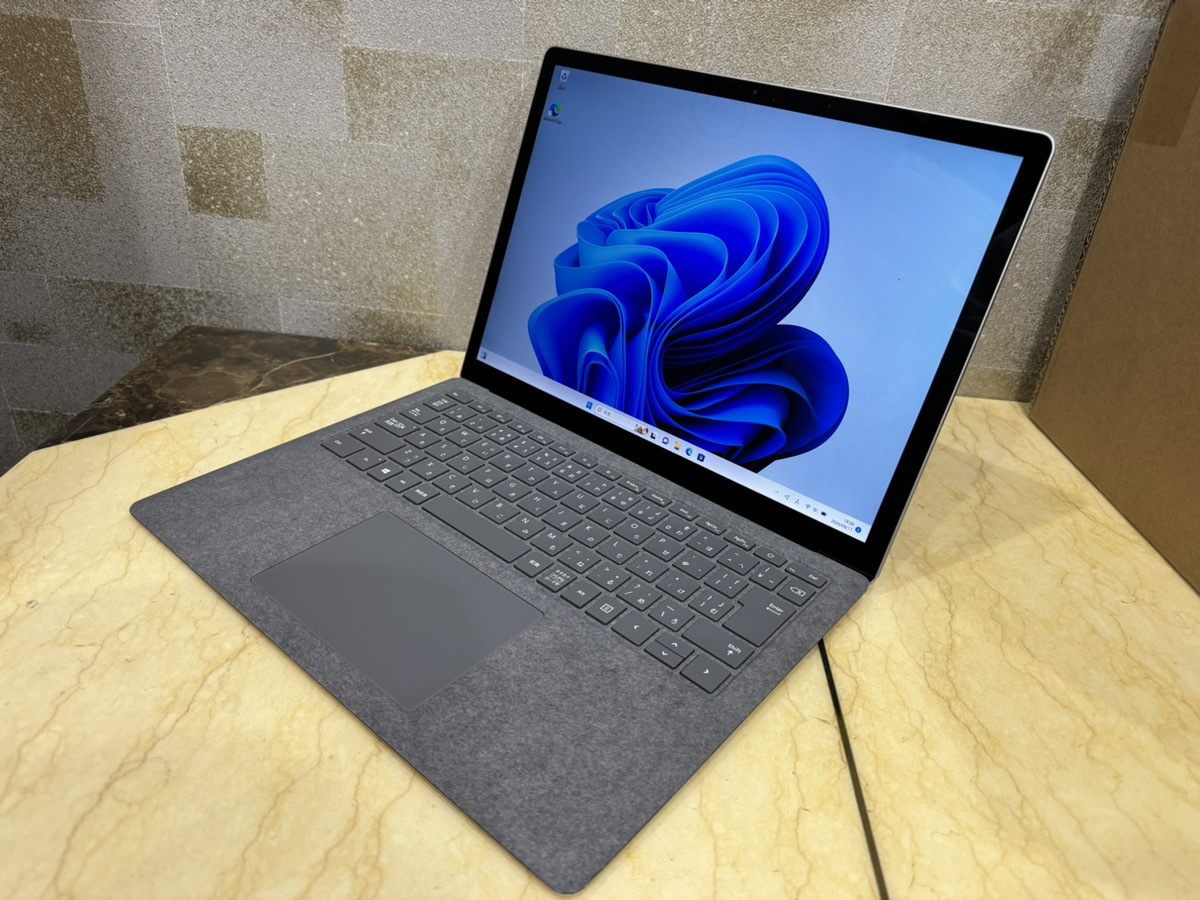 Microsoft Surface Laptop3 1867 第10世代 Core i5 1035G7 メモリ8GB SSD256GB 13. ...