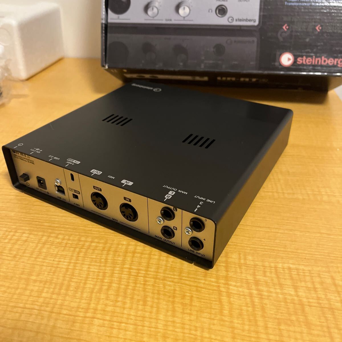 送料含む Steinberg スタインバーグ 対応 USB オーディオインターフェイス UR-RT2(オーディオインターフェース)｜売買されたオークション情報、yahooの商品情報をアーカイブ ...