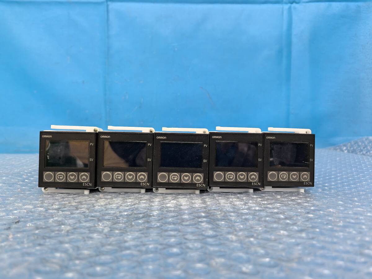 CK25639 OMRON オムロン E5CN-Q2T 4 E5CN-QT 温度調節器(その他)｜売買されたオークション情報、yahooの商品 ...