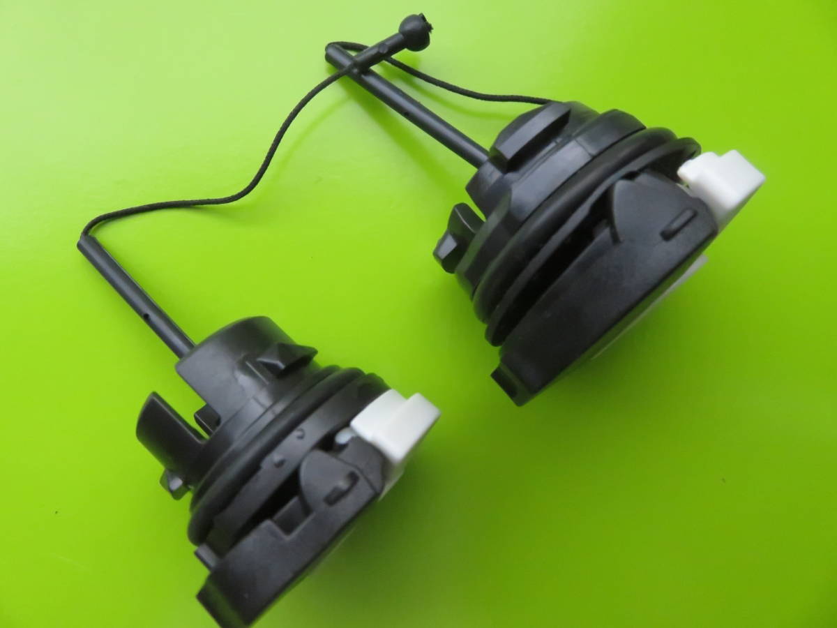 スチール 燃料&オイルキャップ STIHLMS171 MS181 MS181C MS192C MS192T MS192TC MS200 MS200T MS340 MS360 MS360C ...