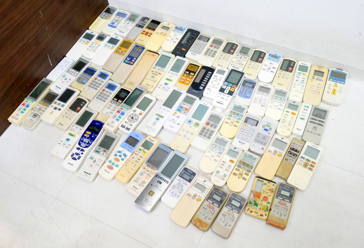 R704-H165 1円 エアコンリモコン 計74点 大量まとめ MITSUBISHI National TOSHIBA Panasonic CORONA HITACHI SHARP ...