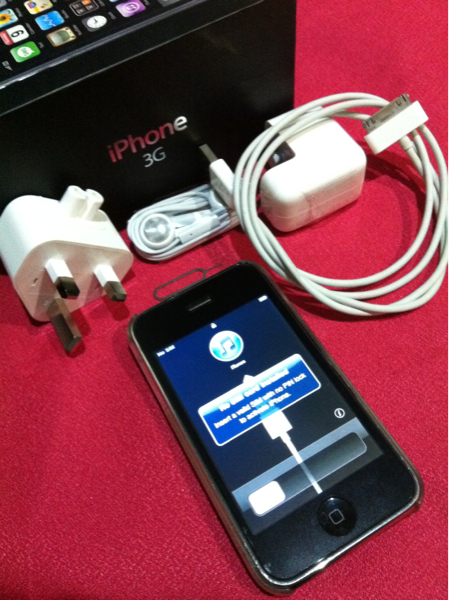 香港版SIMフリー iPhone 3G[16GB 黒](海外用携帯)｜売買されたオークション情報、yahooの商品情報をアーカイブ公開 - オークファン（aucfan.com）