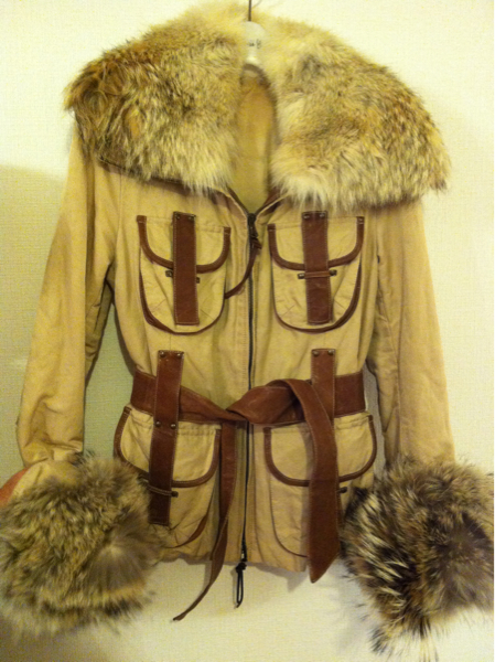 Fontaneli ファーコートクロエ辺見えみりシャネル(ライダース)｜売買されたオークション情報、yahooの商品情報をアーカイブ公開 ...