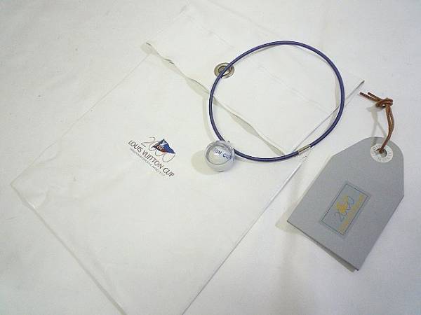 E3313 DIX 1円 本物ルイヴィトン LVカップ ポーチ&方位磁針(スーツケース、トランク)｜売買されたオークション情報、yahooの商品情報をアーカイブ公開 - オークファン ...