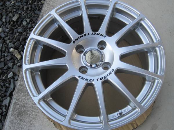 ENKEI SC03 16in7J+43 4穴PCD100 コンパクトカー(社外品)｜売買されたオークション情報、yahooの商品情報を ...