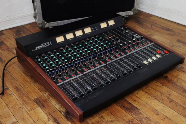 YAMAHA ヤマハ MC1204 ミキサー MIXING CONSOLE 業務用 ケース付(レコーディング、PA機器)｜売買された ...