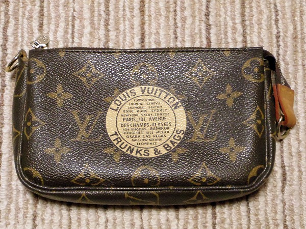 LOUIS VUITTON ルイ ヴィトン アクセサリーポーチ TRUNKS＆BAGS(ポーチ)｜売買されたオークション情報、yahooの商品情報をアーカイブ公開 - オークファン ...