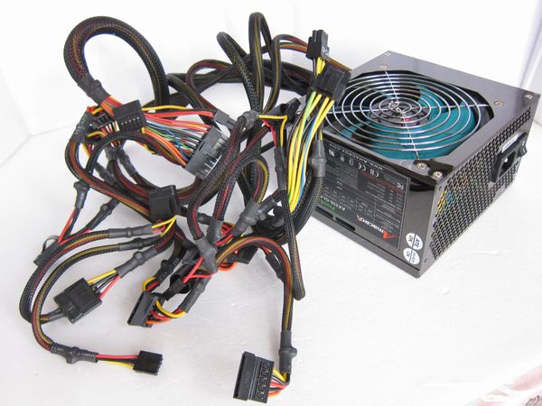 Amacrox FreeEarth AX550-GLN ATX/EPS SLI対応 550W(550W～)｜売買されたオークション情報 ...